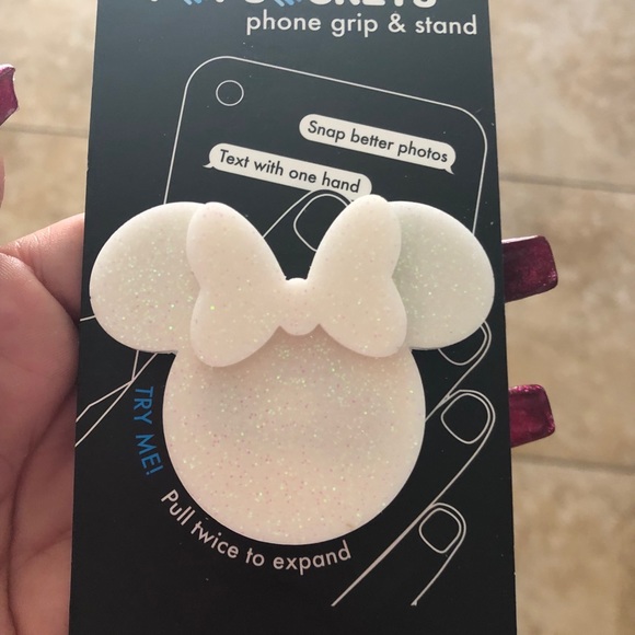 PopSocket | Accessories | Color Changing Minnie Mouse Popsocket | Poshmark